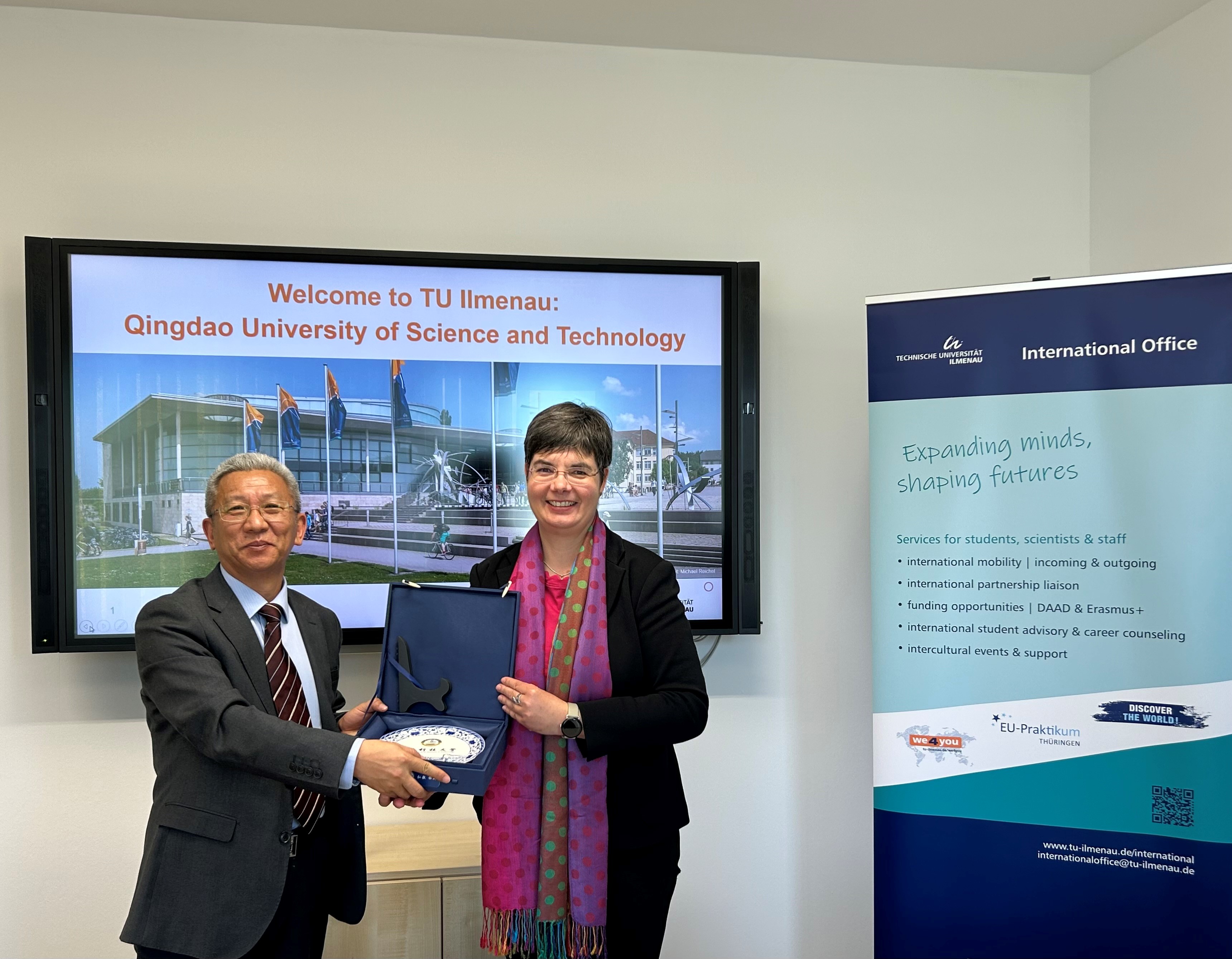 Visit of Qingdao University of Science and Technology | Technische ...